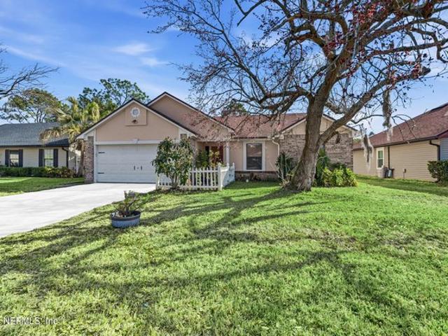 407 Naugatuck Dr, Jacksonville, FL 32225
