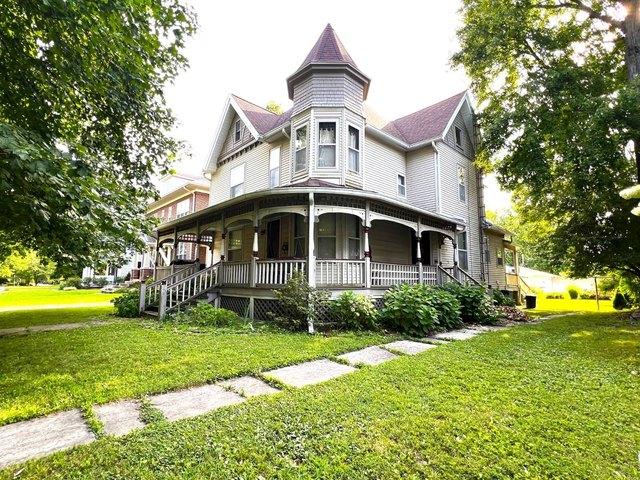 407 S Elliott St, Olney, IL 62450