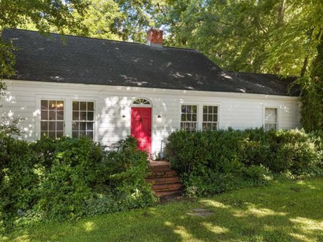 407 S Main St, Greensboro, GA 30642