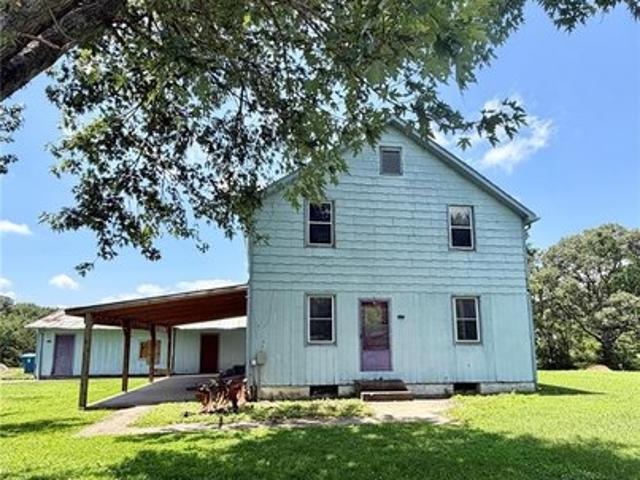 407 S Mulberry St, Highland, IL 62249