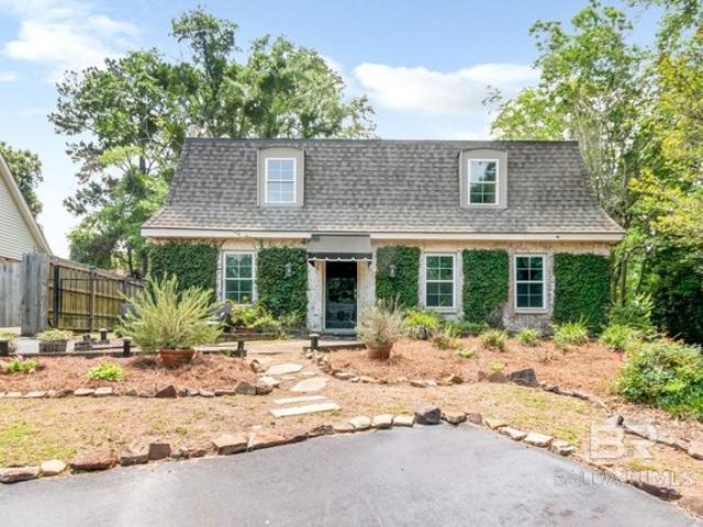 407 Stillwood Ln, Mobile, AL 36608