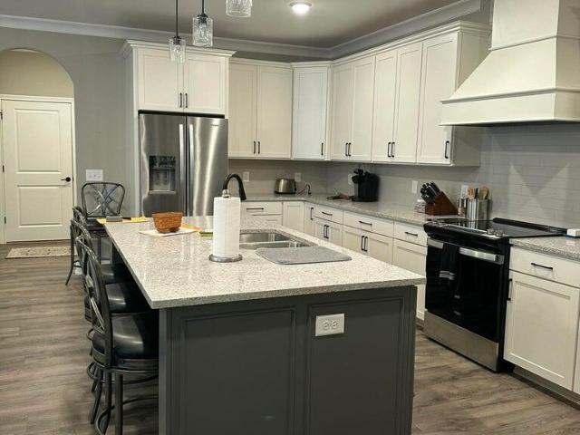407 Sycamore Place