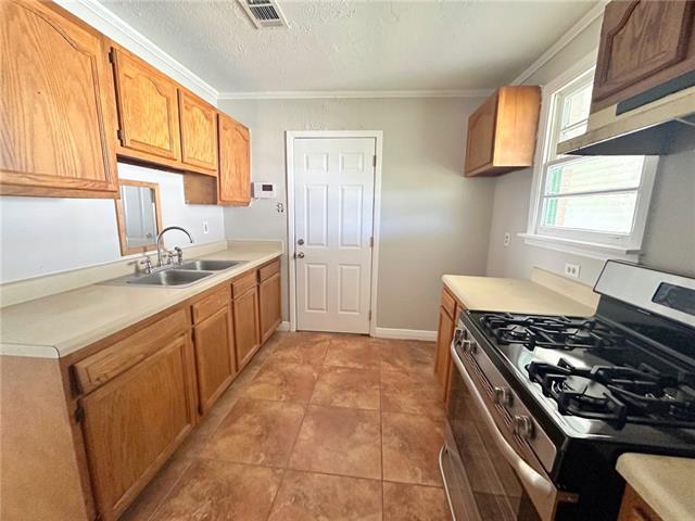 407 Pollock Pl, Kenner, LA 70062 | MLS #2546