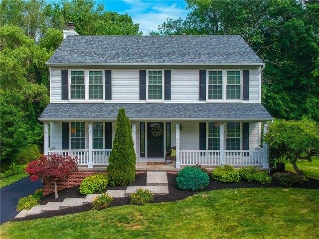 407 Poplar Ct, Coraopolis, PA 15108