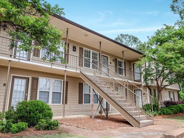 407 Park Ln, Oxford, MS 38655