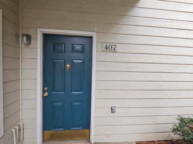 407 Peachtree Club Dr, Peachtree City, GA 30269 | MLS #10732 | Compass