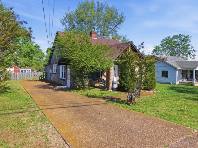 407 Pitts Ave