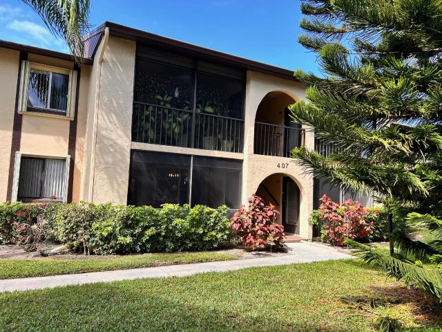 407 Pine Glen Ln, Unit C1, Greenacres, FL 33463 | MLS #B26010