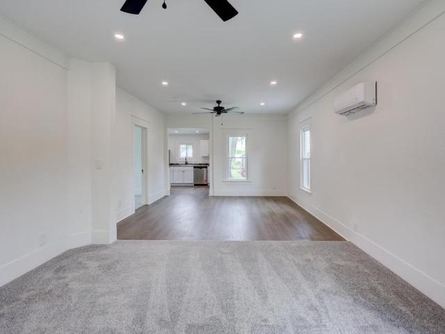 407 W 5th Street