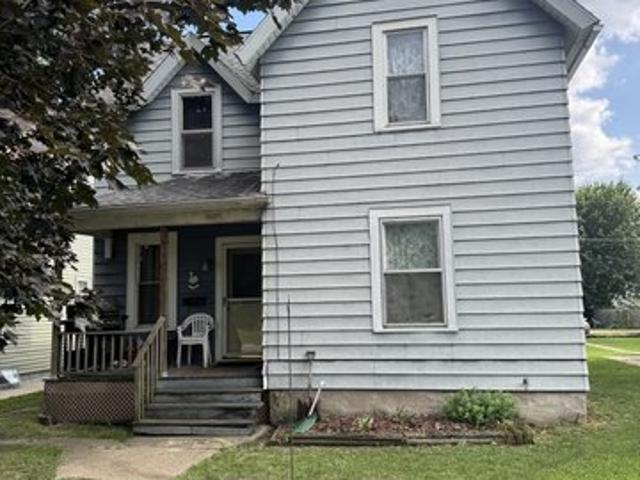 407 W 6th St, Sterling, IL 61081