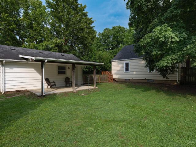 407 W Lomar Avenue