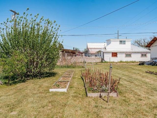 407 W Main St, Saint Anthony, ID 83445