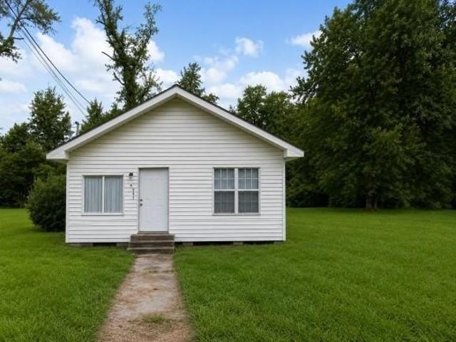 407 W Sixth St, Oakdale, LA 71463