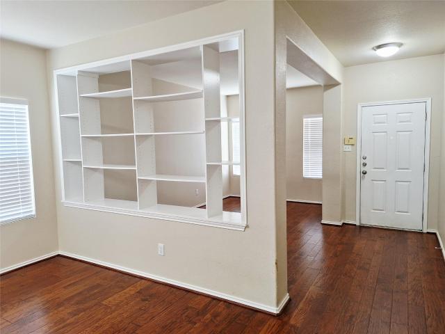 407 W South St
