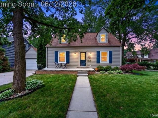 407 Waverley Ave, Royal Oak, MI 48067