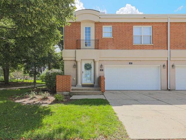 407 Town Place Cir Unit 407, Buffalo Grove, IL 60089