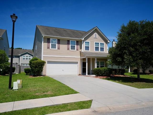 407 Thoroughbred Dr, Moncks Corner, SC 29461