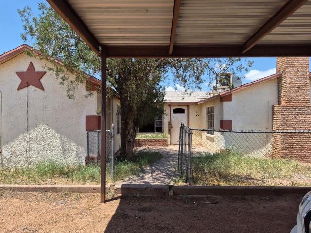 407 Travis Street