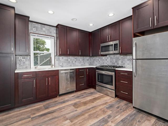 407 Union Avenue 2