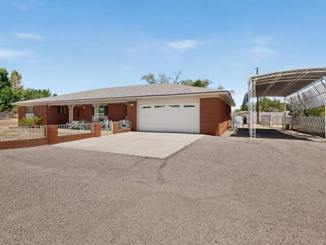407C DE Baca Ln NW, Albuquerque, NM 87114