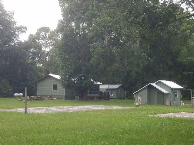 40841 Louise Rd, Umatilla, FL 32784