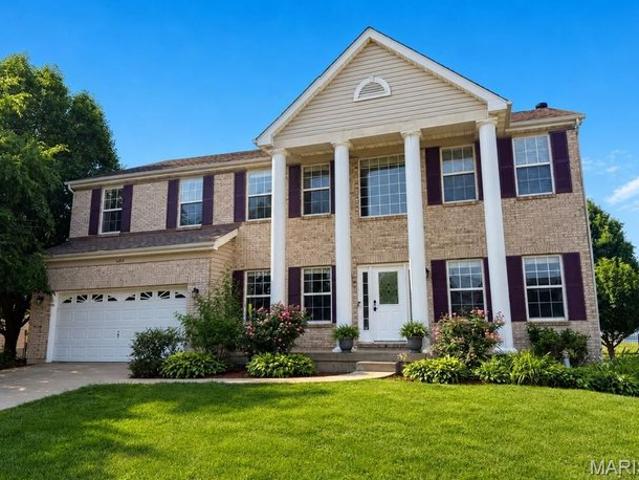 4084 Bassen Dr, Swansea, IL 62226