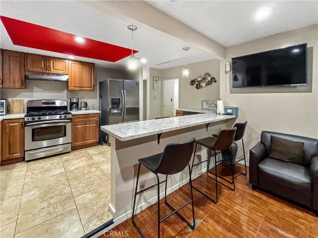 4084 W 137th B