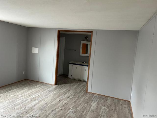 4085 Mapleview Court