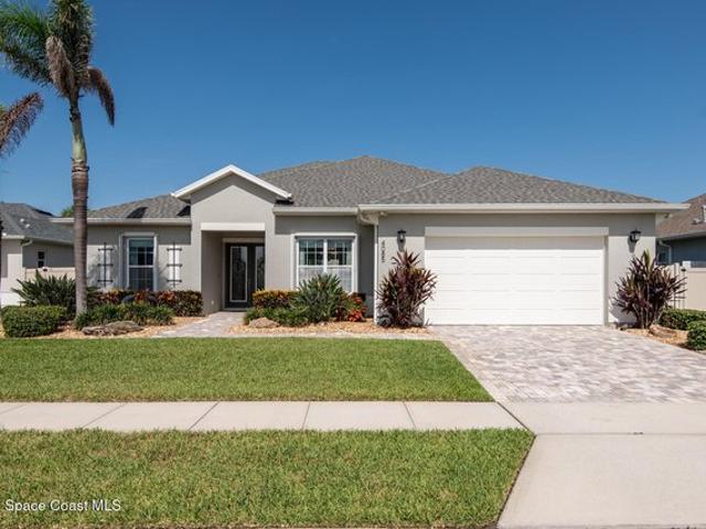 4085 Negal Cir, Melbourne, FL 32901