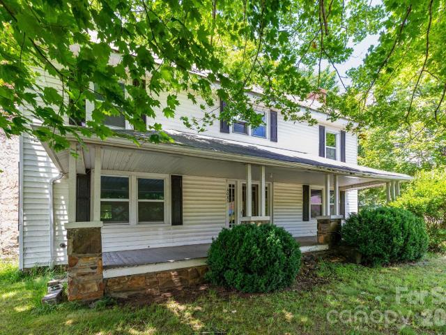 4085 Jacks Creek Road