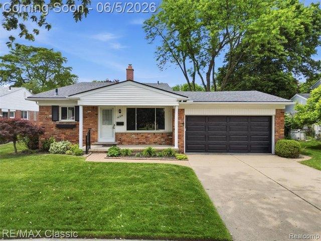 40874 Ivywood Ln, Plymouth, MI 48170