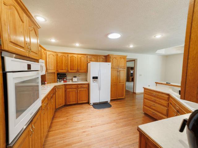 4087 Highway 83