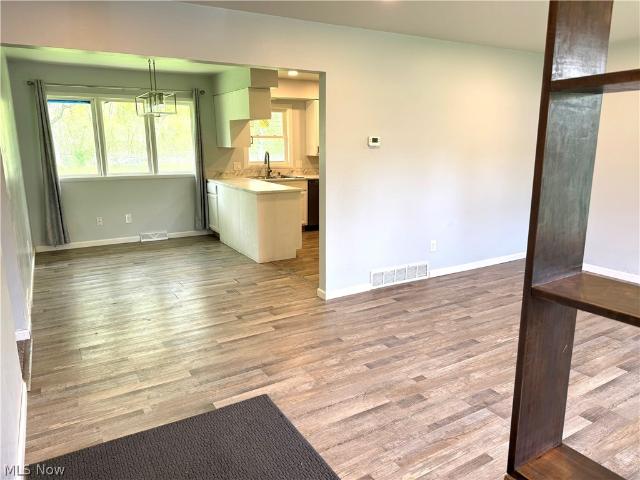 4088 Lynwood