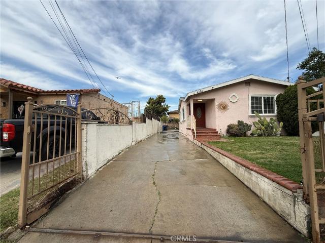 4081 Broadway Ave, Huntington Park, CA 90255 | MLS #DW26040