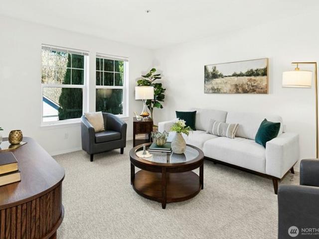 4081 th Ln SE Apt 202, Issaquah, WA 98029