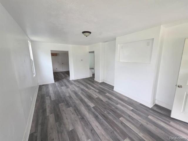 4081 Western Street