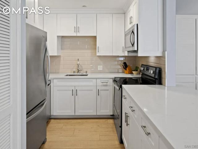 4082 Albatross St 3, San Diego, CA