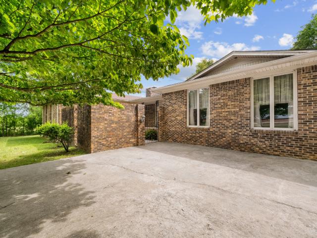 4083 Fayetteville Hwy