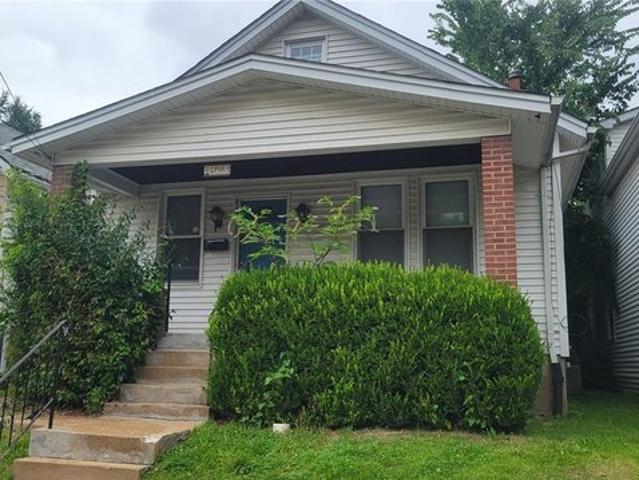 4083 Schiller Pl, Saint Louis, MO 63116
