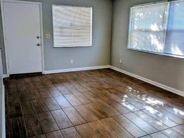 408 13th Ave N, Unit C, Jacksonville Beach, FL 32250 | MLS #2130 | Compass