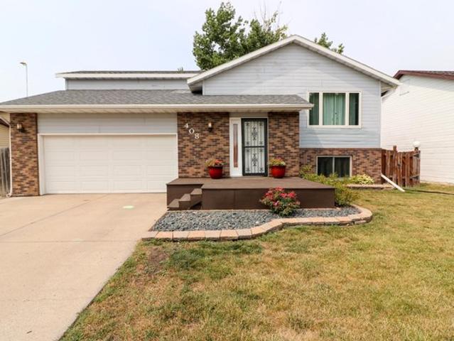 408 19th St E, West Fargo, ND 58078