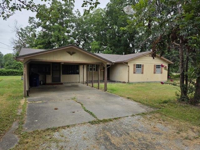408 20th Ave NW, Miami, OK 74354