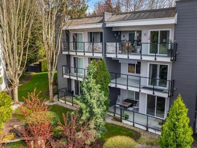 408 2nd Ave S Apt 102, Kirkland, WA 98033