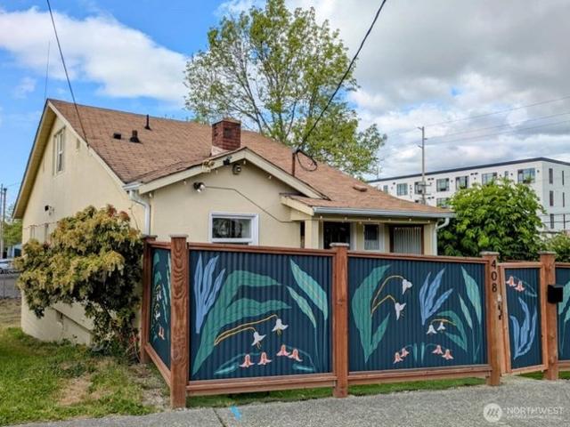 408 7th Ave SE, Olympia, WA 98501