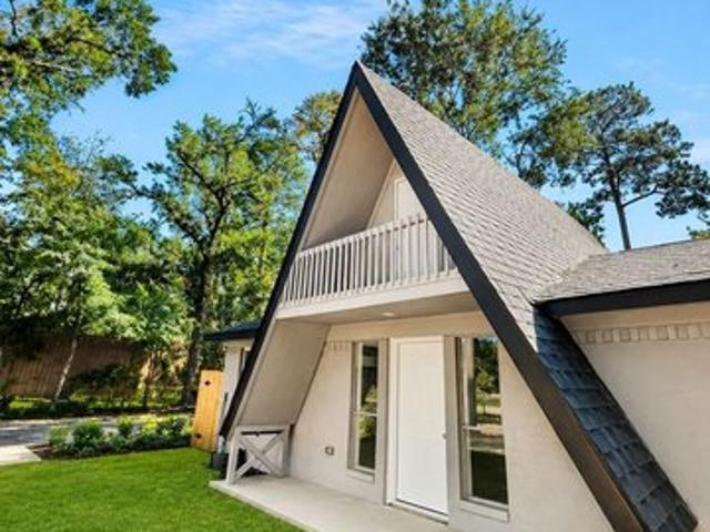 408 Commanche Rd, Conroe, TX 77316