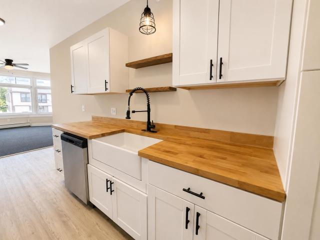408 Central Street # 4