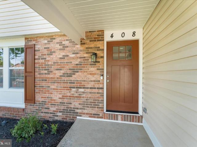 408 Cherry Lane NE