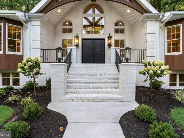408 Creek Road