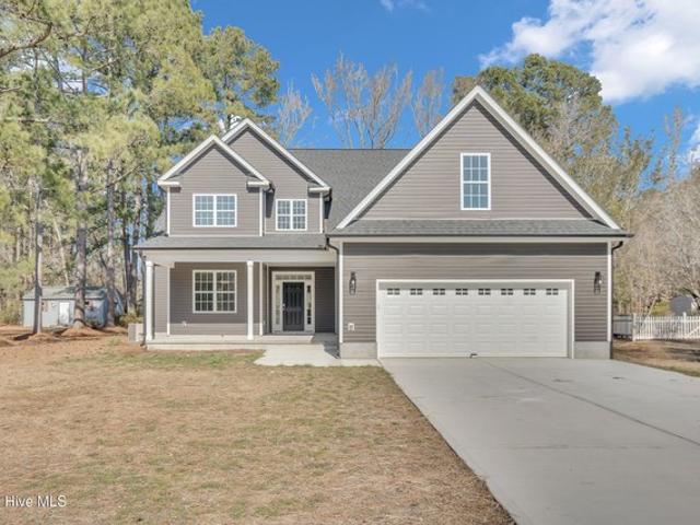 408 Crown Dr, Washington, NC 27889