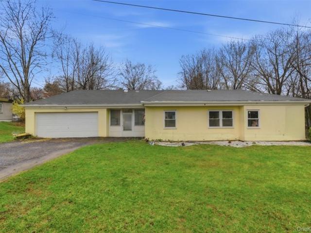 408 Balmville Ter, Newburgh, NY 12550